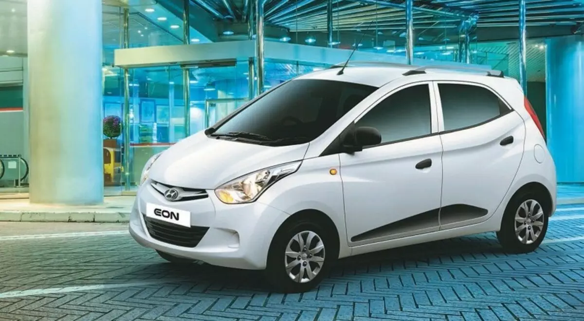 Hyundai थप विकल्पहरू subcompact 