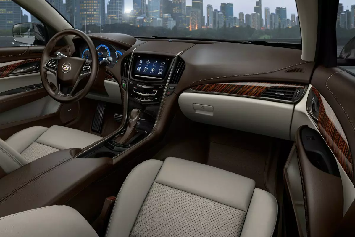 Cadillac ATS: Interior