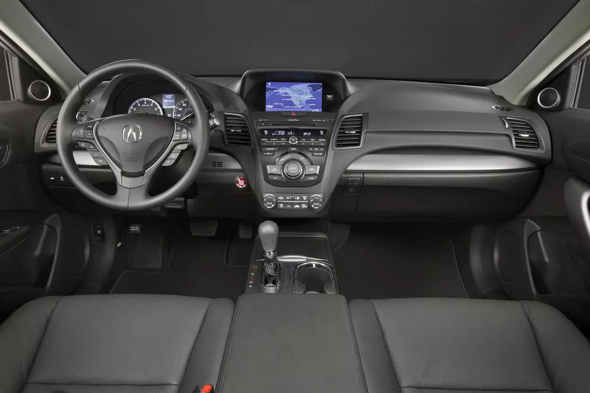 2013 Acura RDX: Interior