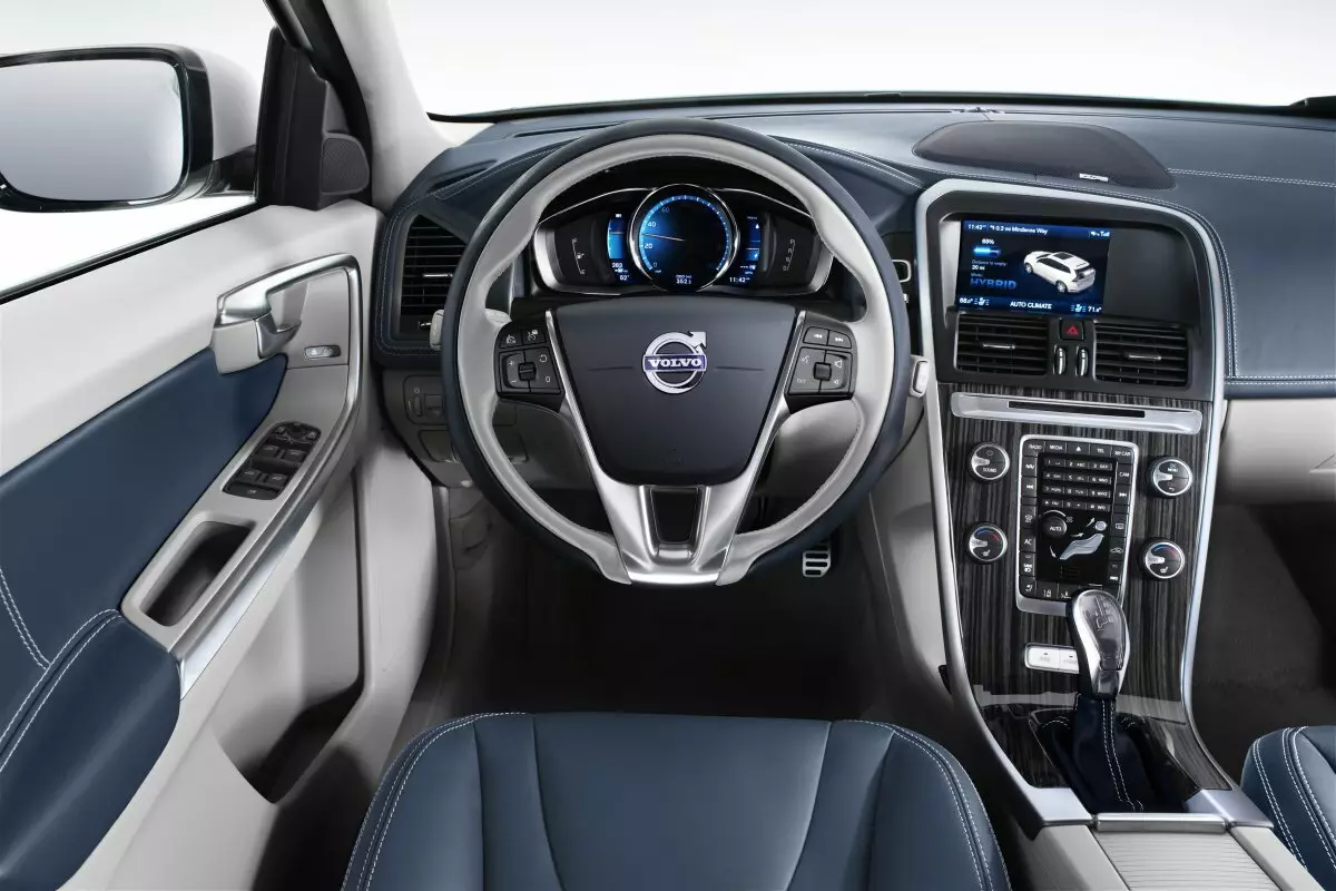 Konsep Hybrid Volvo XC60: Interior