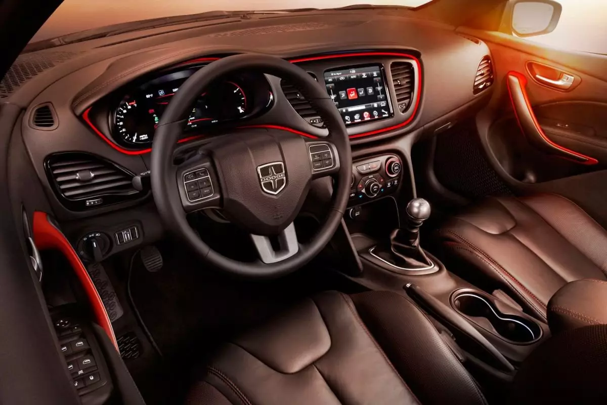 Dodge Dart: Interior