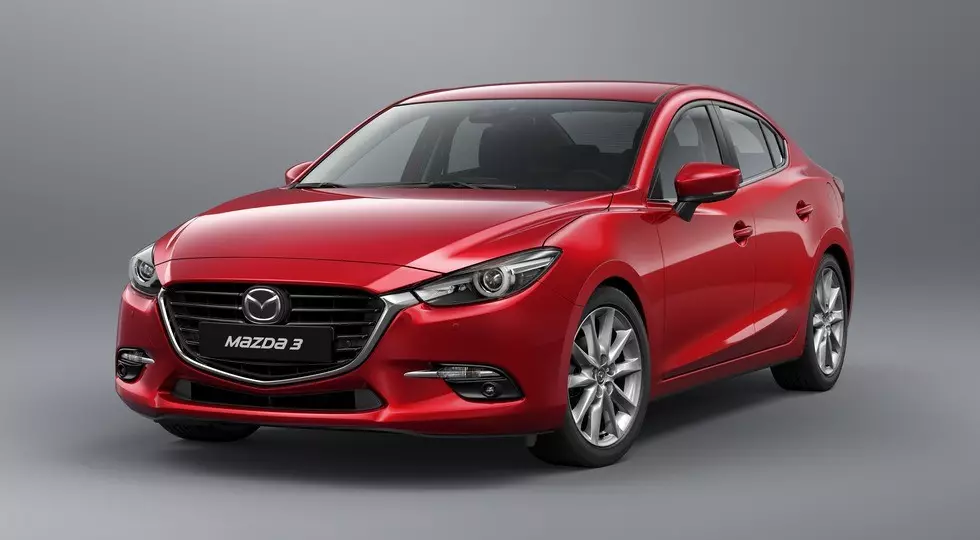 Peniaga Rusia menerima pesanan untuk Mazda3 baru. Harga yang diketahui. 37644_1