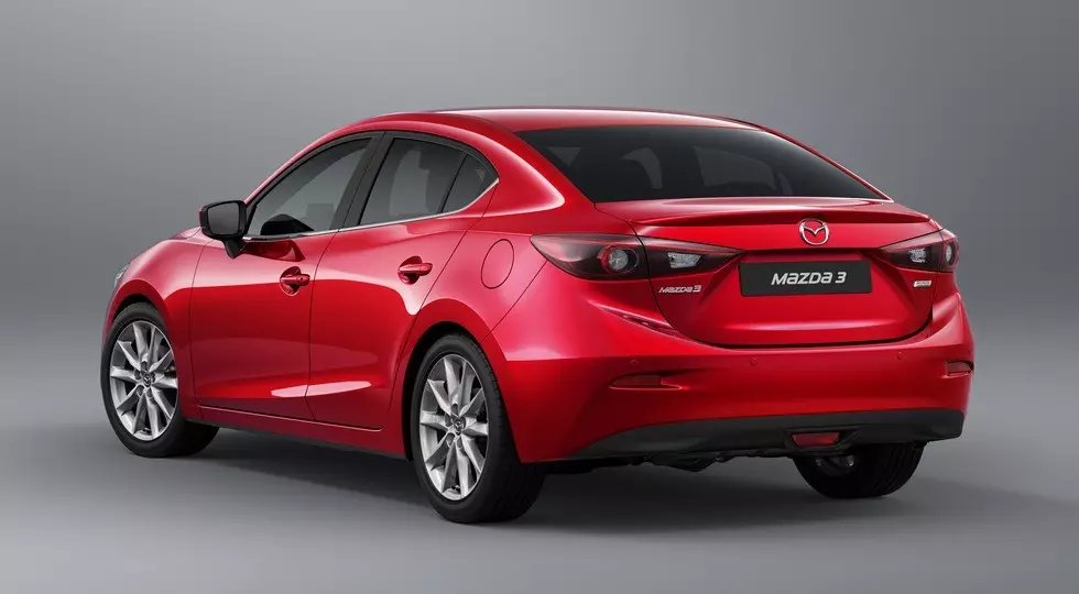 Peniaga Rusia menerima pesanan untuk Mazda3 baru. Harga yang diketahui. 37644_2