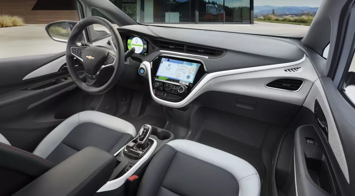 تم تمثيل Serial Chevrolet Bolt EV رسميا 37660_7