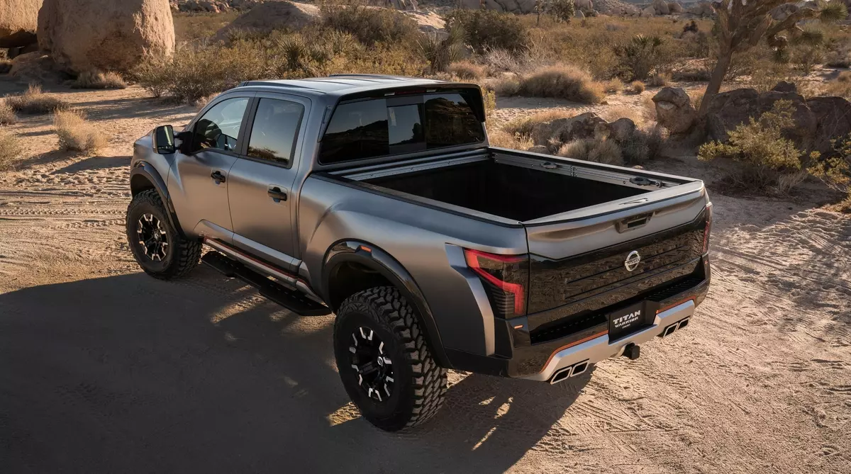 Nissan introduċa Pickup militanti 37665_5