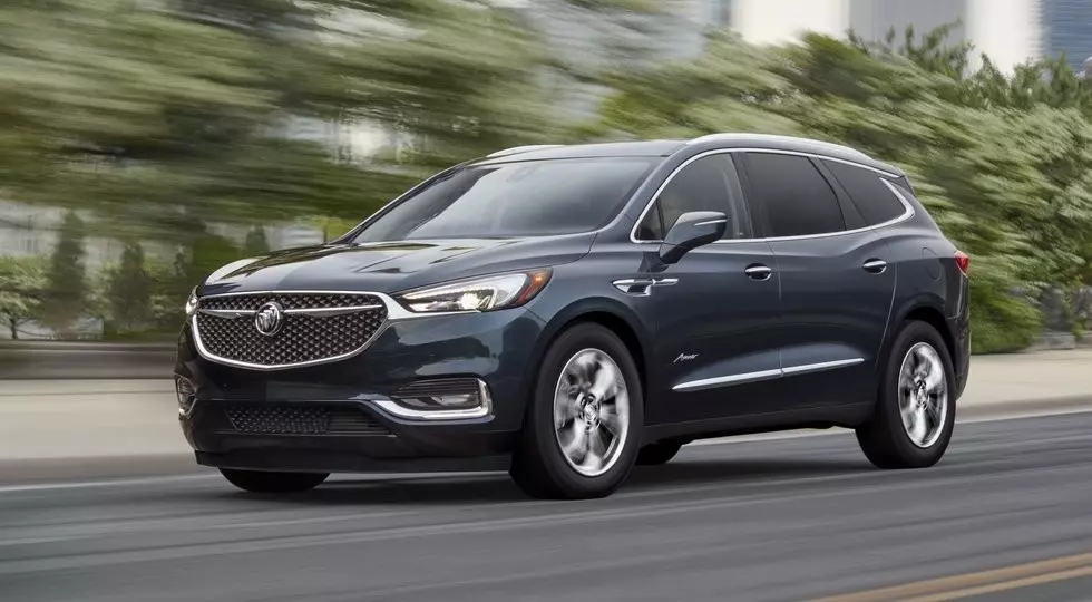 På bilden: Ny Buick Enclave i den övre versionen av Avenir. På den ryska marknaden är Märke Buick inte officiellt representerad