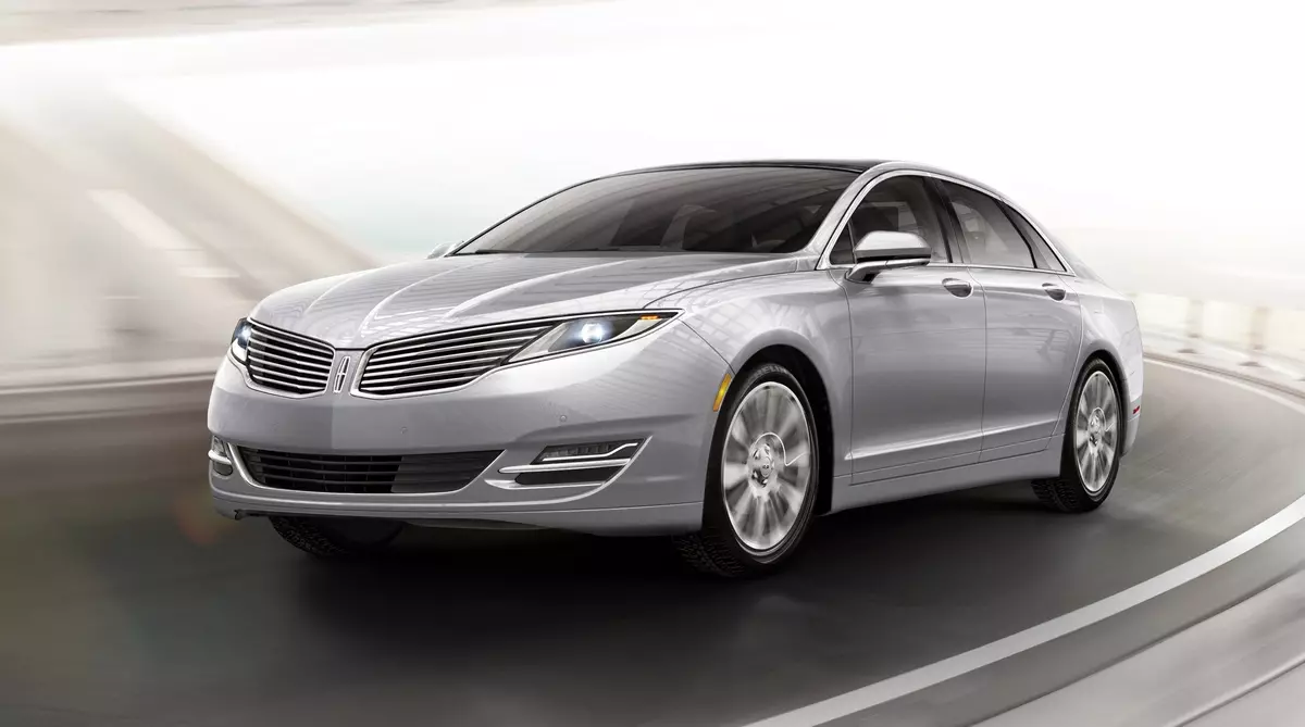 2016_Lincoln_MKZ_1.jpg.