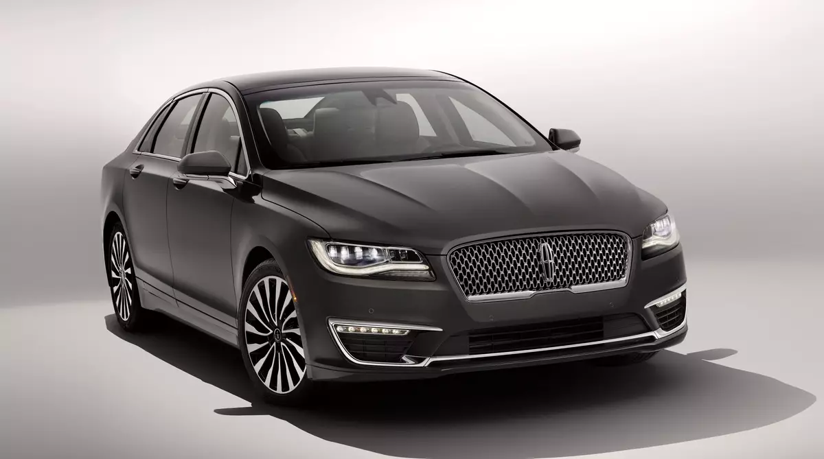 Lincoln MKZ selepas kemas kini menerima enjin baru 37925_3