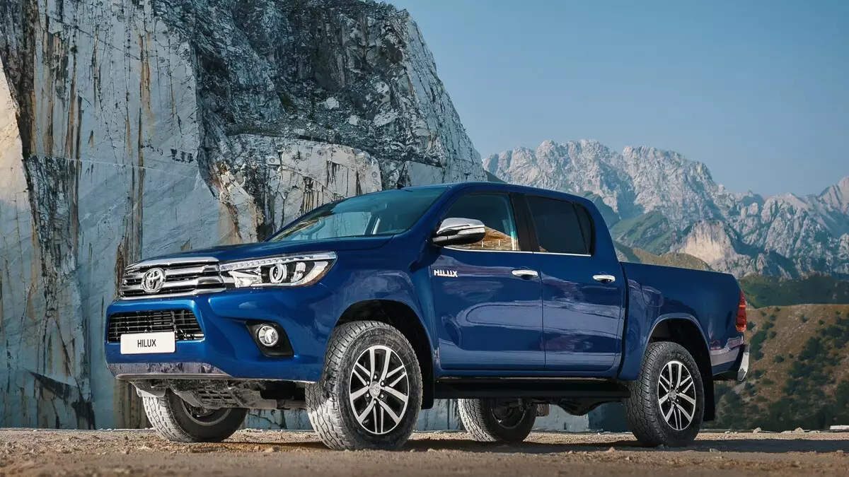 Kwifoto: Toyota hilux