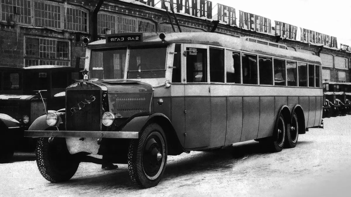 Hundre år fra tusen: hva Jaroslavl Motor Plant lever 38022_2