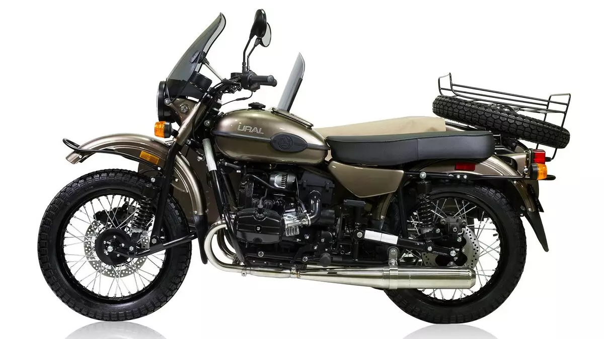 Ural ha notato il suo anniversario con il rilascio di speciali moto da una carrozza 38044_4