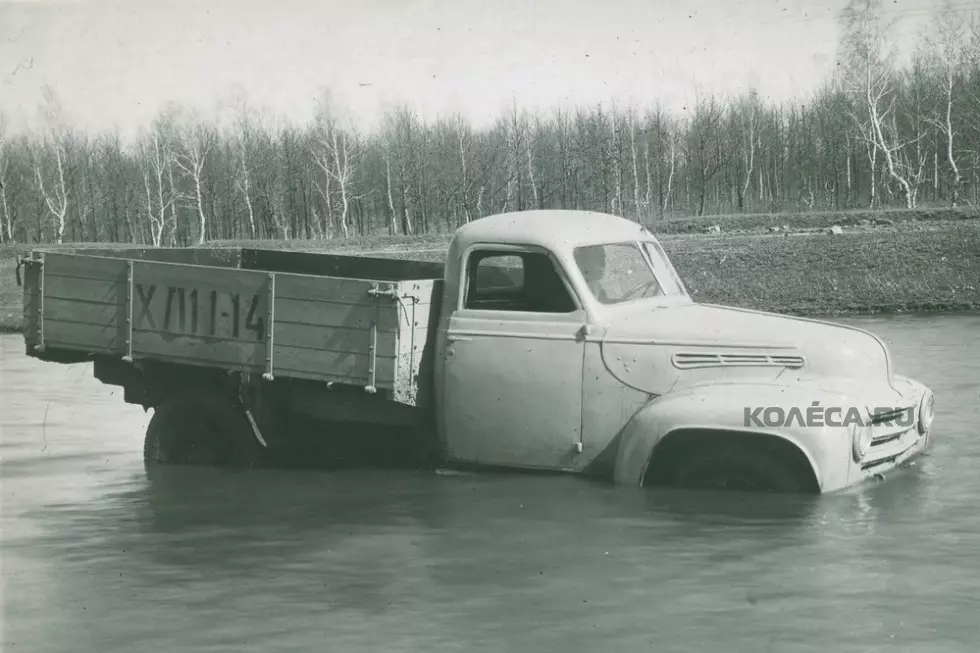 UAZ-300 pourrait être le premier 