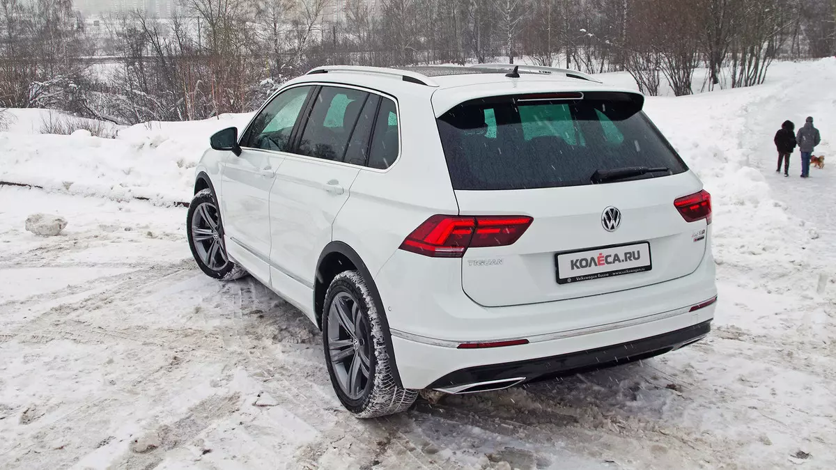 Мистецтво залучати: тест-драйв Volkswagen Tiguan Sportline 38247_63