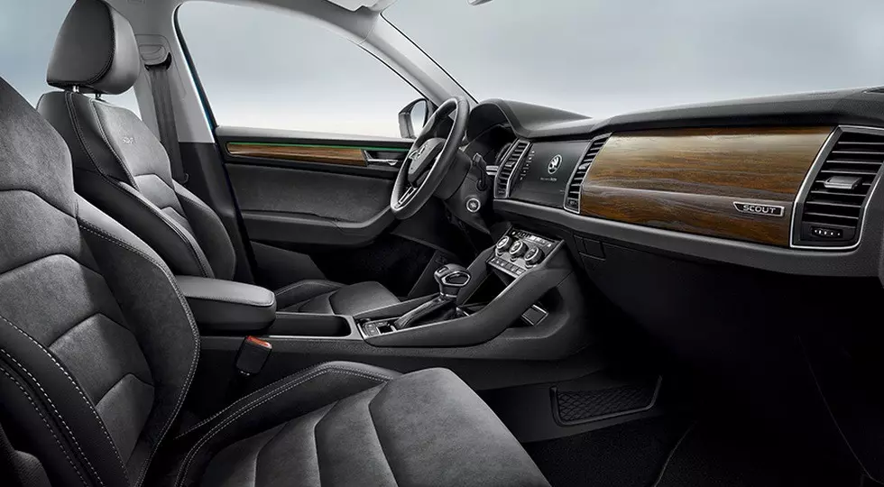 Skoda Kodiaq skautų kainos paskelbė Rusijai 38248_6