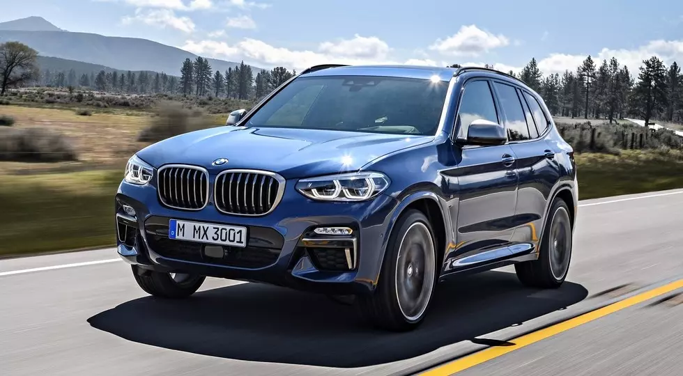 Ọhụụ BMW X3 maka Russia: ndepụta ọnụahịa na ụbọchị ahịa 38361_7