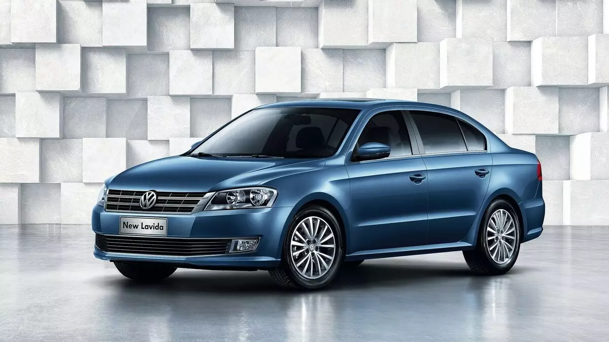 IVolkswagen Lavida kanye neWuling Hongguang Fight ye-podium eChina 38369_1