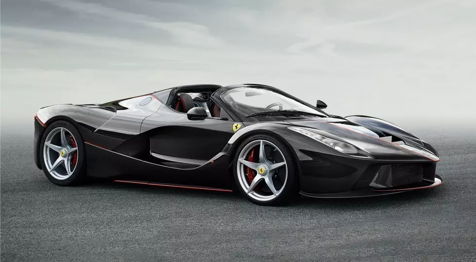 Ferrari (2)