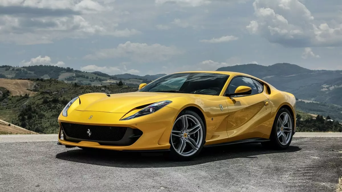 Ferrari presenterar en ny modell i september 38468_4