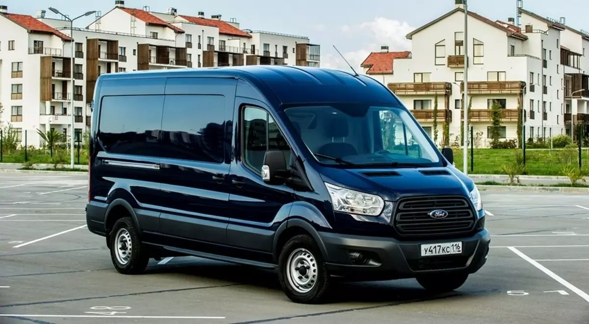 Di wêneyê de: Ford Transit