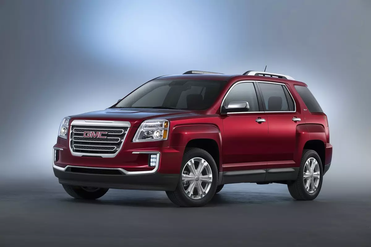 2016-GMC-TERRAIN-SLT-010.jpg