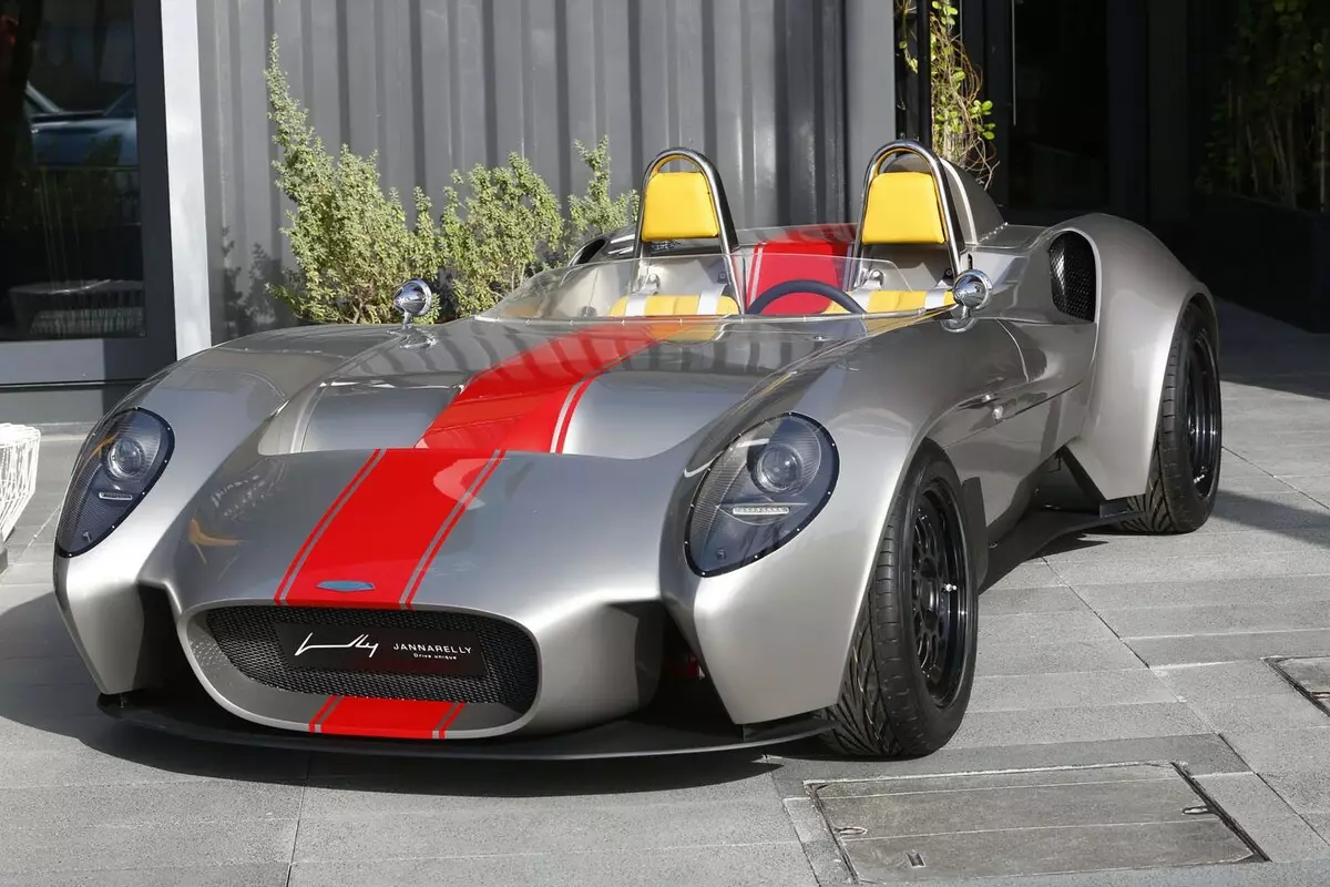 Nuwe sportmotor Jannarelly Design-1 aangebied in Dubai 38643_2