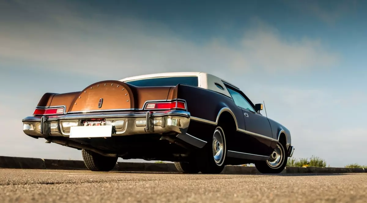 Тест драйв Lincoln Continental Mark IV: Диван демокрация 38716_15