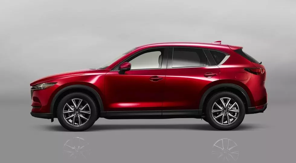 Mazda rapporteare yn oktober op 'e produksje en ferkeap fan auto's 38734_5