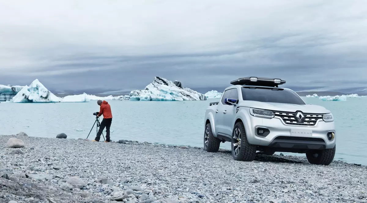 Renault Alaskan: ແນວຄວາມຄິດແບບໃຫມ່ຂອງ Pickup ກັບທັດສະນະຂອງ Serial ສໍາລັບປີ 2016 38759_1