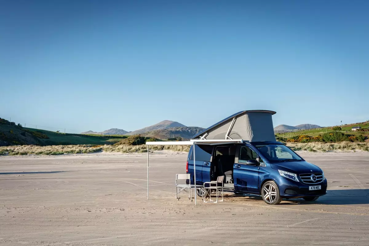 Les premiers tests de Mercedes-Benz V-Class Marco Polo: Fast Cermeran, dans lequel vous vous sentez comme à la maison 38800_10