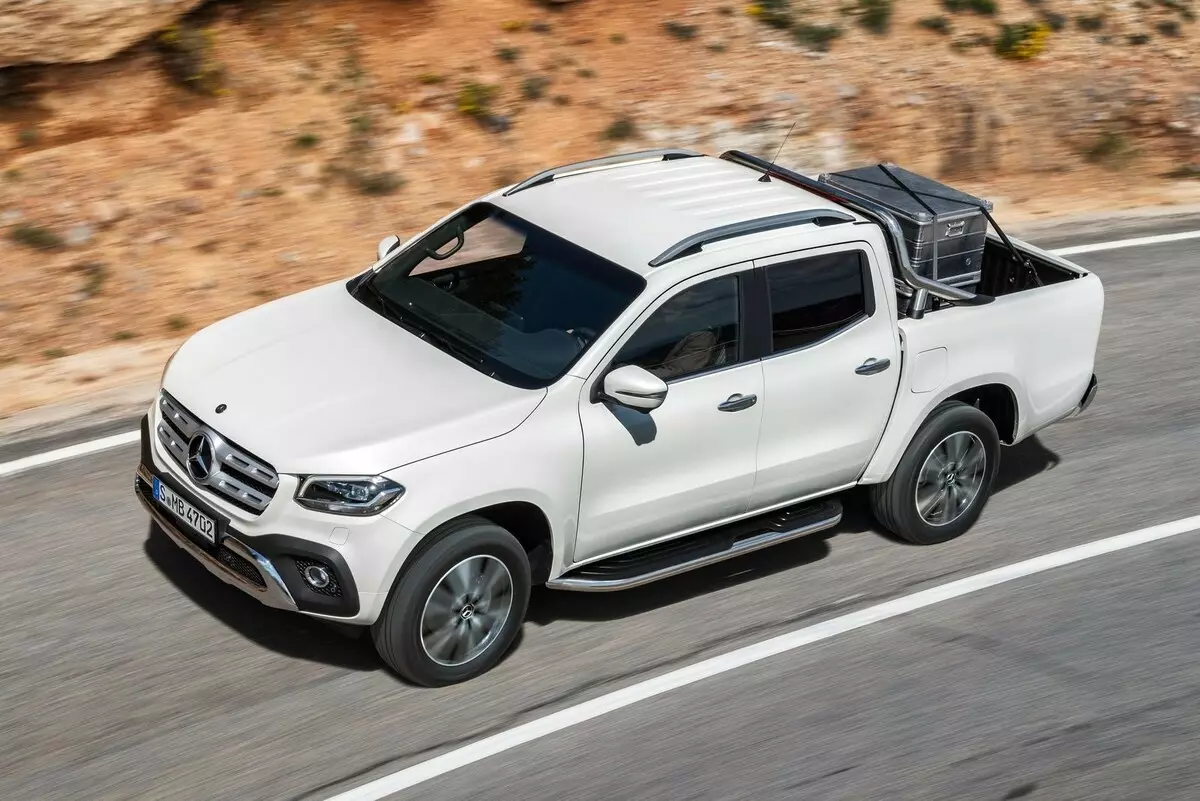 Primeras pruebas de recogida Mercedes-Benz X-Class: asientos incómodos y plástico duro en el salón 38836_2