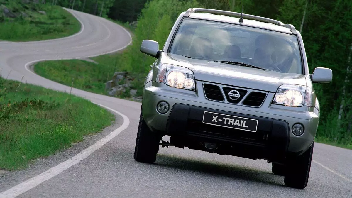 Ku ifoto: Nissan X-Trail (T30) '2001-04