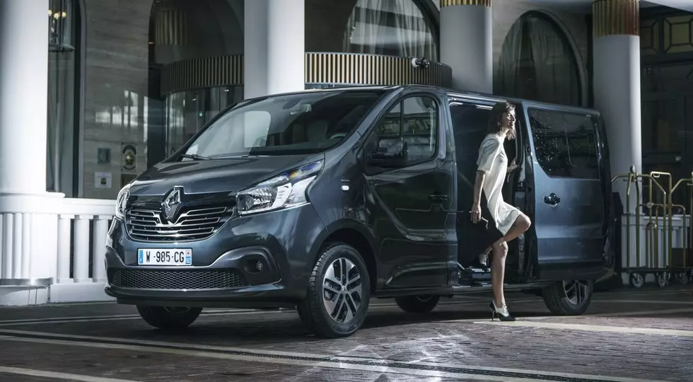 Renault imeendeleza minivan kwa wafanyabiashara. 38859_2