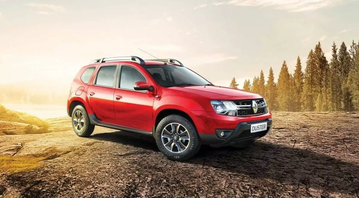 Den tidigare Renault duster kommer att ändra designen och kommer att förlora basdieseln 38890_3