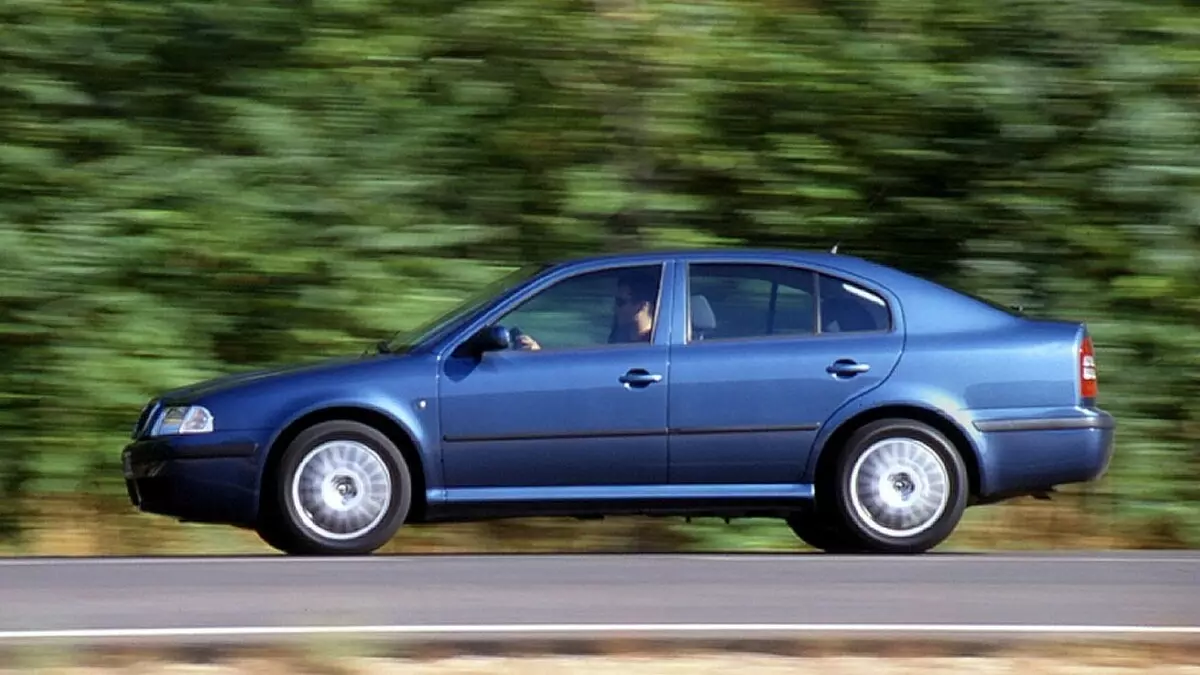 ஆக்டவியா மூத்த: அபிவிருத்தி வரலாறு மற்றும் ஜேர்மன் டிரெயில் škoda Octavia i 38917_52