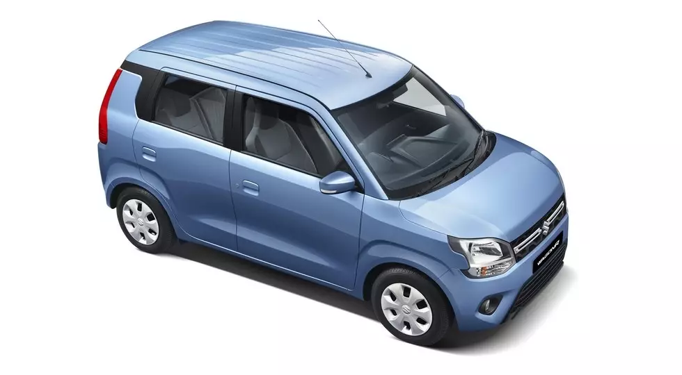 Hatch Suzuki đã thay đổi thế hệ: Nền tảng từ Swift, động cơ mạnh mẽ hơn và giá từ 390.000 rúp 38929_4