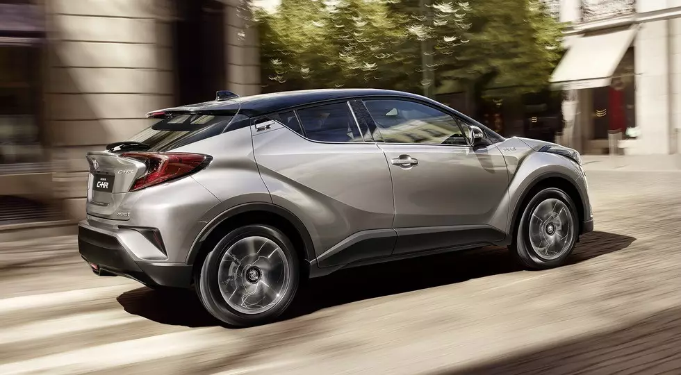 Die Toyota C-HR Crossover bereitet sich auf den Umsatz in Europa vor 38963_2