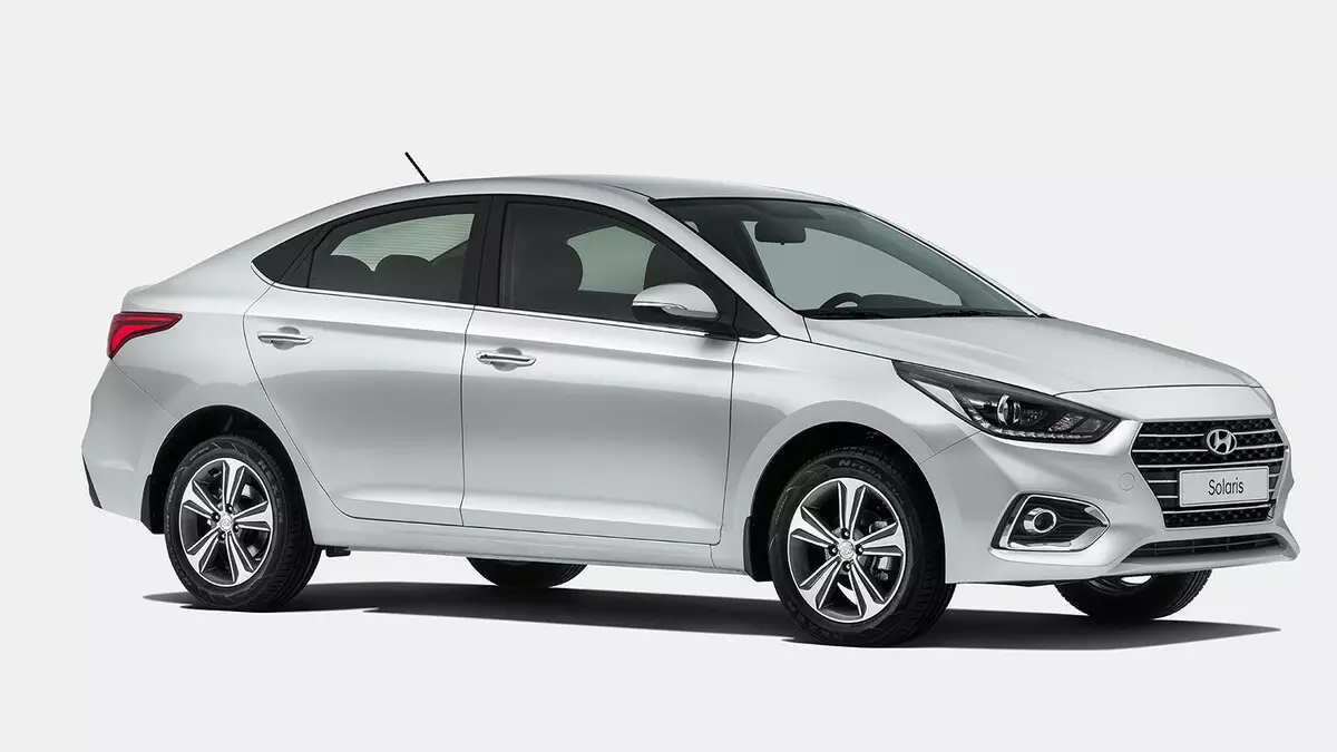 Eerste Datum: Hyundai het Russe vir vertroudheid met nuwe Solaris genooi 39074_2