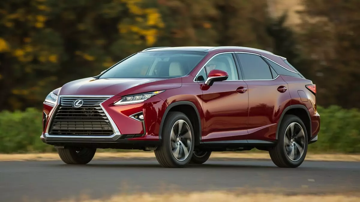 Lexus ກໍາລັງກະກຽມ SEERE-SEEART RX ແລະ Subcompact New Crossover 39100_3