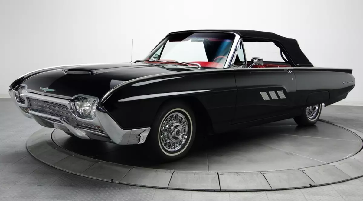 Mystical Conductor: Ford Thunderbird gikan sa pelikula nga 