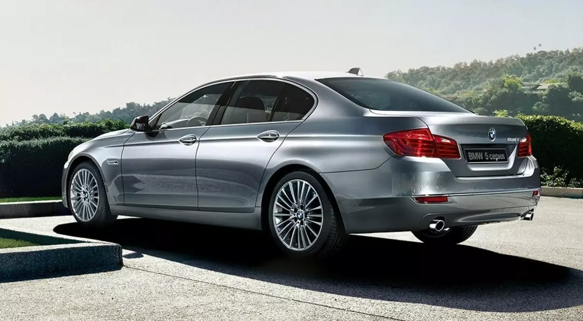 BMW 5 Series новага пакалення знялі на відэа 39369_4