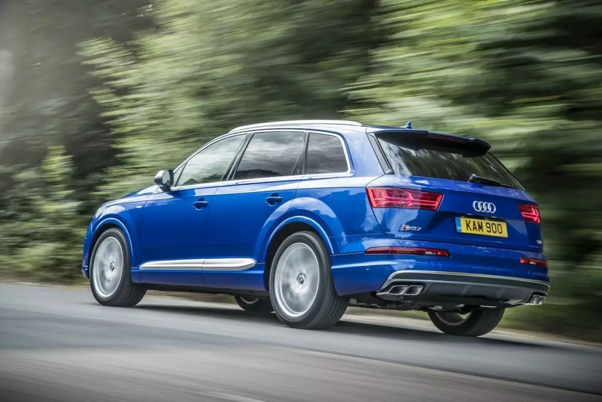 「課金された」クロスAudi SQ7 TDIの注文書 39410_7