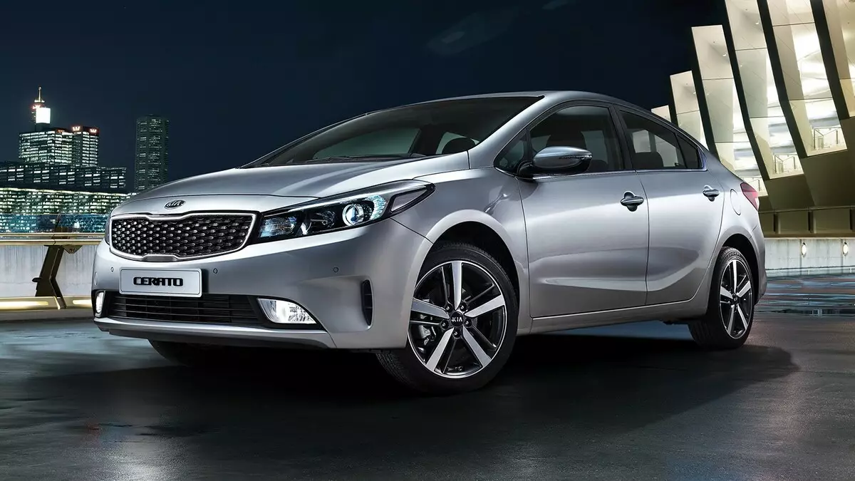 kia_cerato_sedan_22.