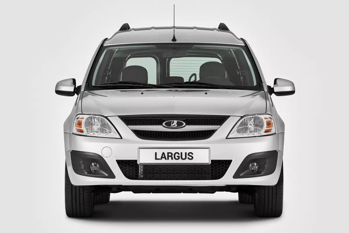 Lada Largus 7 SEATS_021