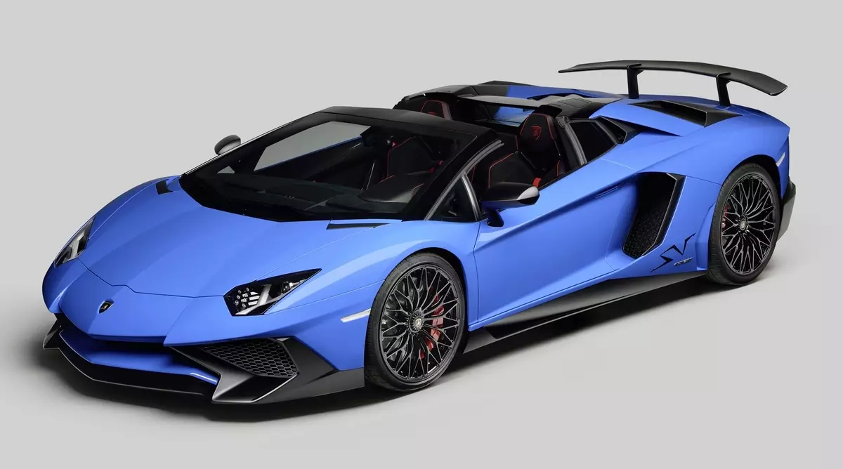 Lamborghini Aventador sal die hele wielaandrywing bly 39518_1