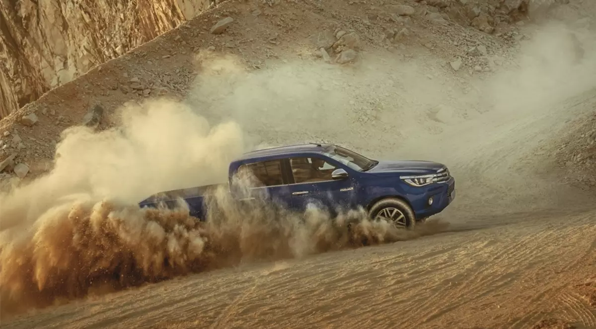 يېڭى تويوتا Hilux روسىيەدە زاكاز قىلىشقا بولىدۇ 39551_7