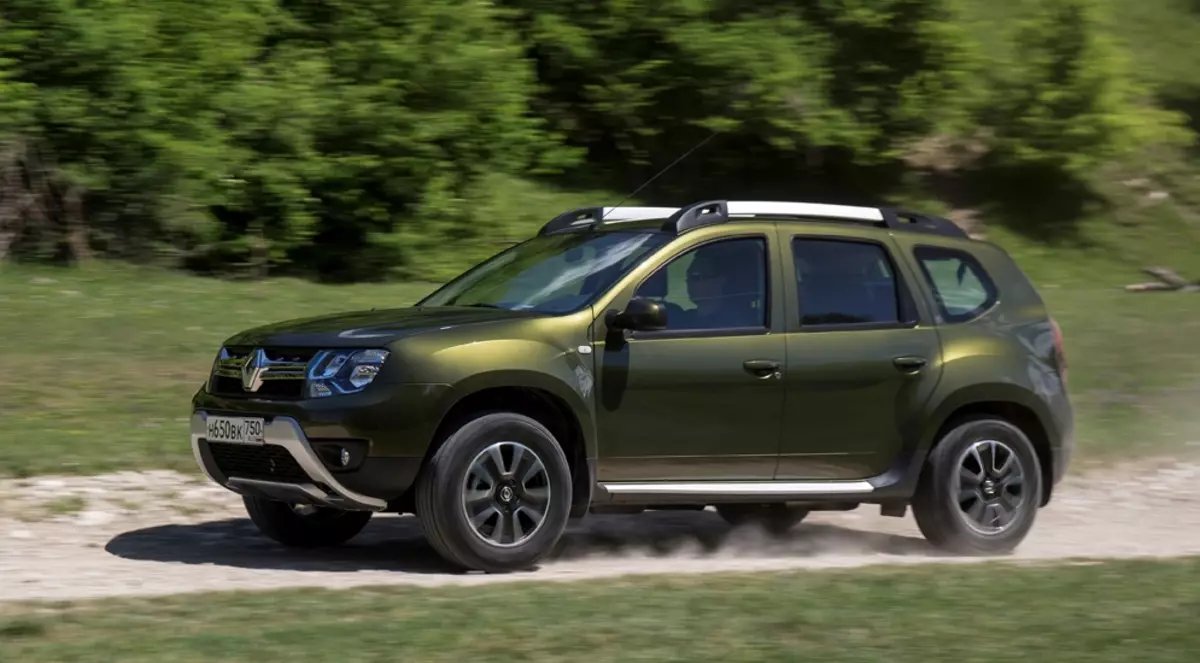 Renault Duster eguneratutako salmentak Errusian hasi ziren 39717_2