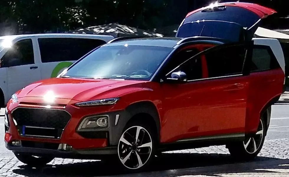 Il-bidu tal-produzzjoni tal-Crossover ta 'Hyundai Kona jista' jiġi pospost 39860_1