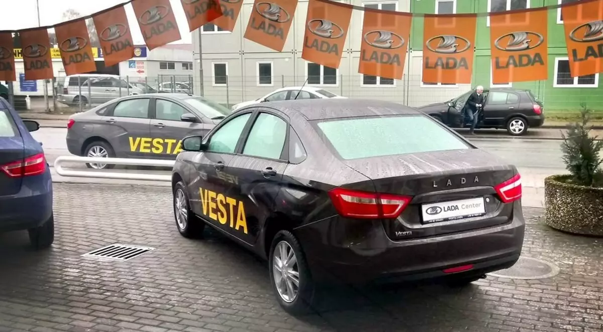 Lada Vesta foar de Russyske Federaasje sil opsjes krije fan 'e Jeropeeske ferzje 39886_6