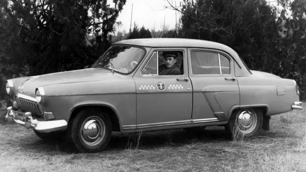 Vida do rio: 60 anos GAZ-21 39914_27