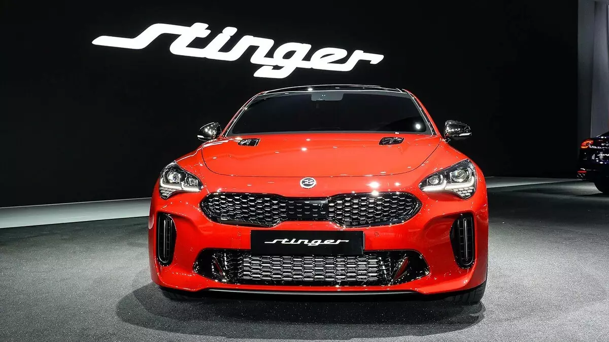 Kia verduidelik Stinger Eienskappe by die Seoul-première 39918_4